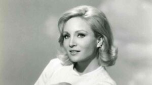 Susan Oliver: Hollywood's Iconic Star and Aviation Pioneer - Copper ...